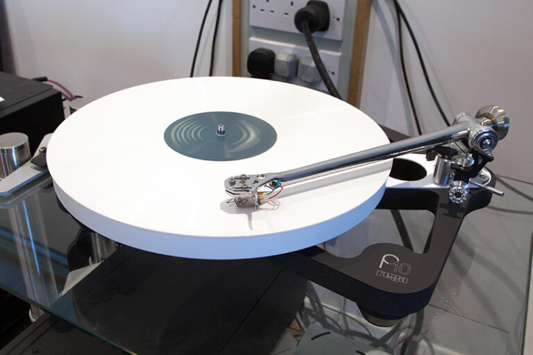Rega Planar 10: A Bona Fide Ultra-fi Bargain | The Ear
